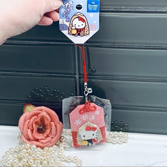 Hello Kitty | Accessories | Hello Kitty Cell Phone Charm | Poshmark